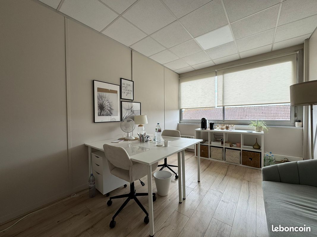 Bureaux à louer 15 m² – Neufs et tout inclus – Zone Courtabœuf (Les ...