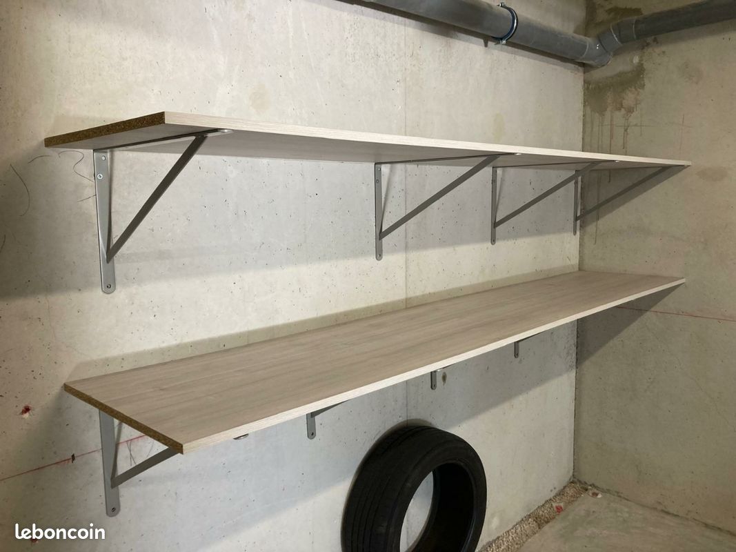 Étagères grand model et équerres adaptées charges lourdes - Bricolage