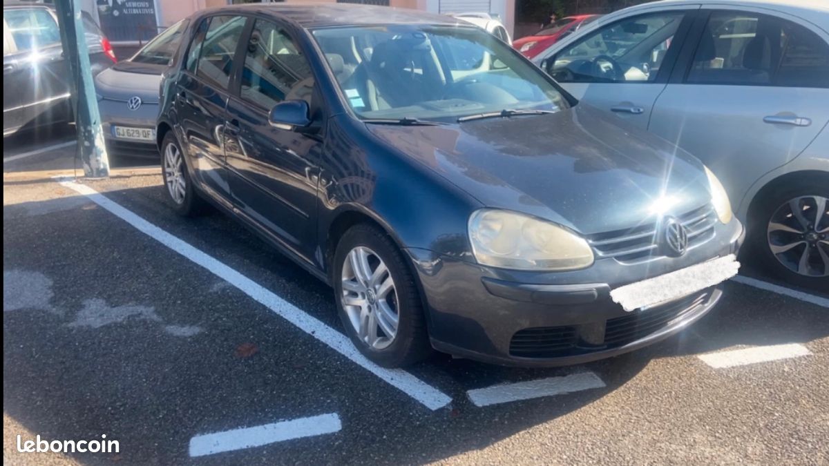 Golf 5 1.9 tdi bluemotion - Voitures