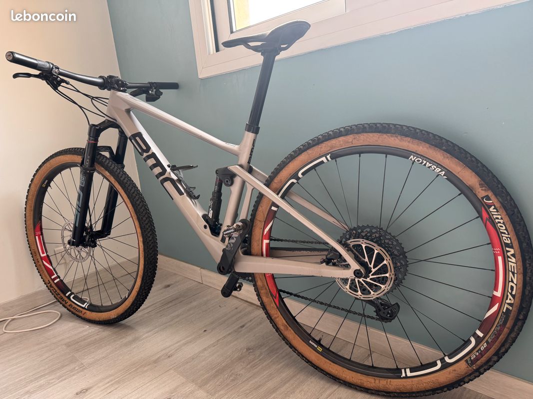 BMC Fourstroke 01 One - Vélos