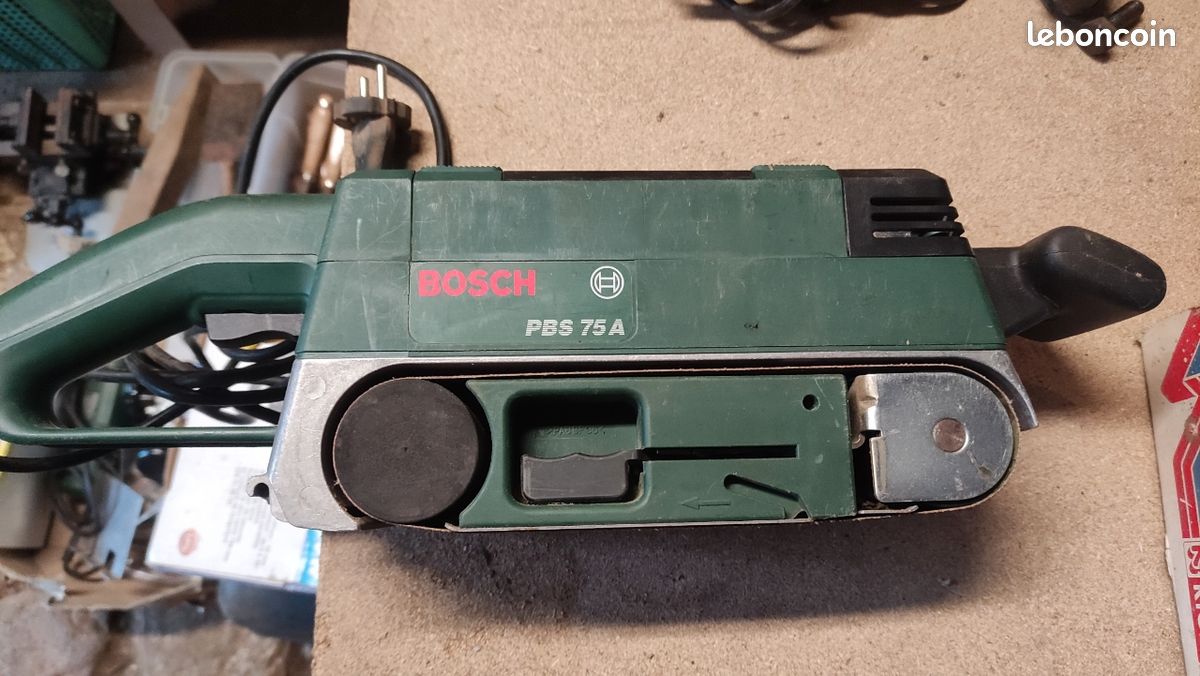 Ponceuse à bande Bosch - Bricolage