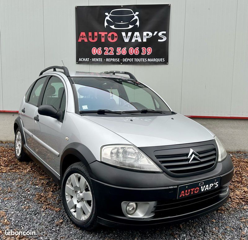 C3 XTR / 1.4 hdi 70 ch / première main / kit distribution et pompe à ...