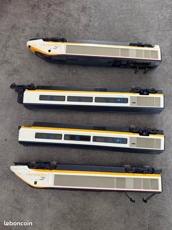 Magnifique train Eurostar HO de la marque Jouef, en très bon état ...