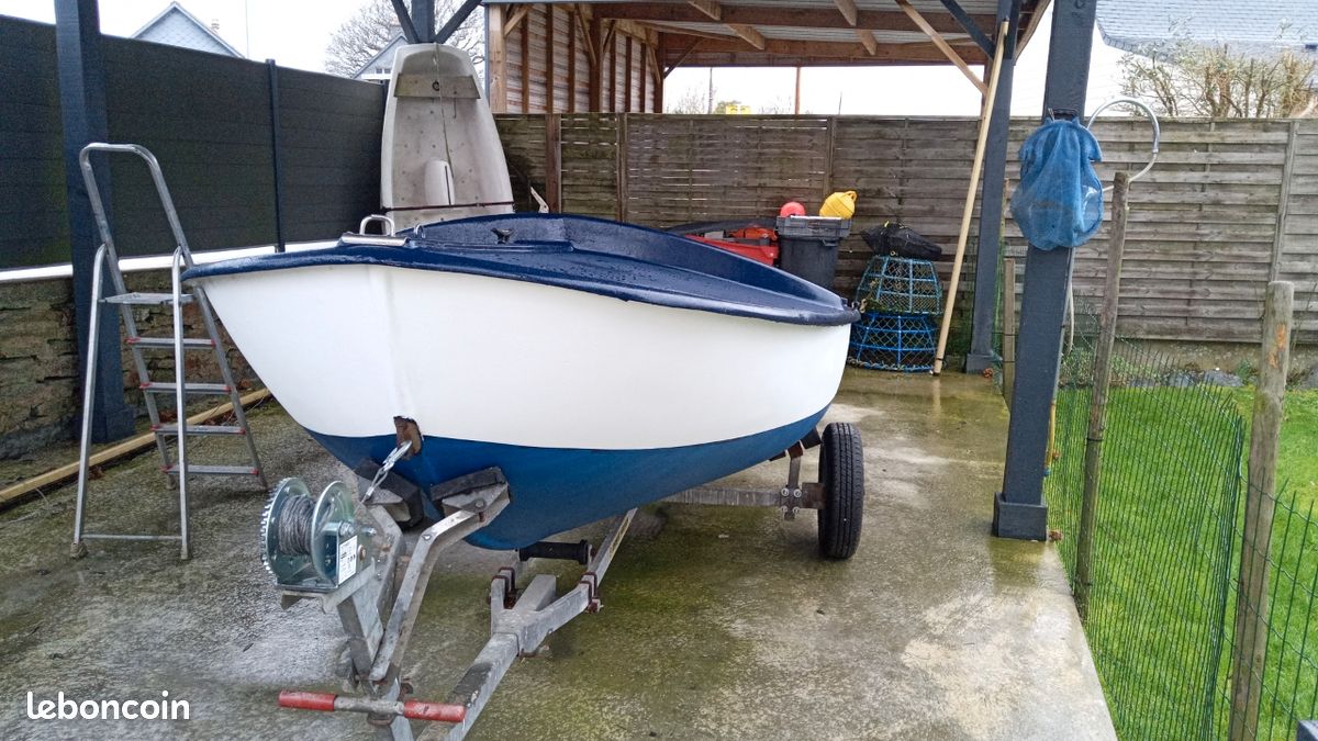 Barque + remorque - Nautisme