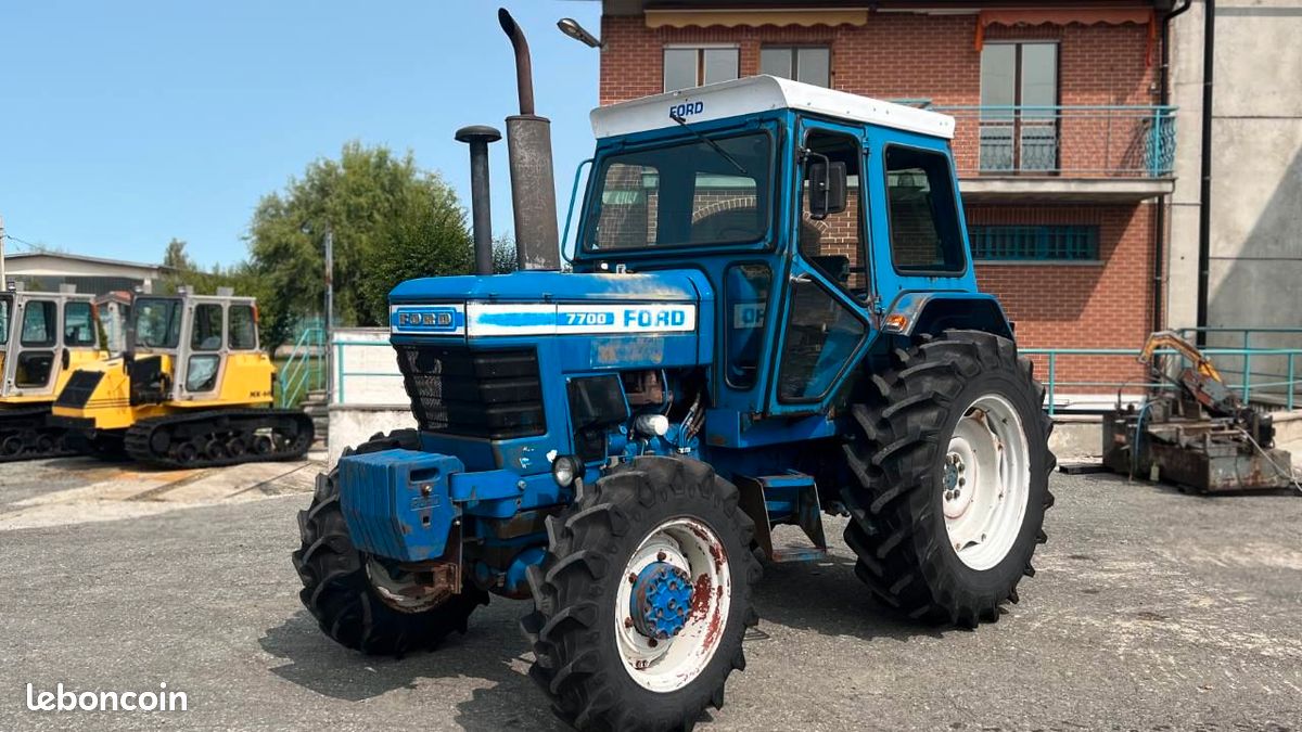 Ford 7700 - Tracteurs