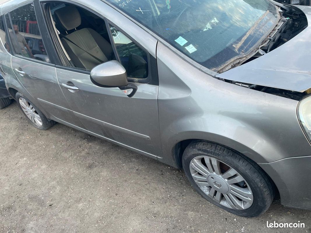 RENAULT Modus Phase 2 1.5 dCi eco2 86 cv - Équipement auto