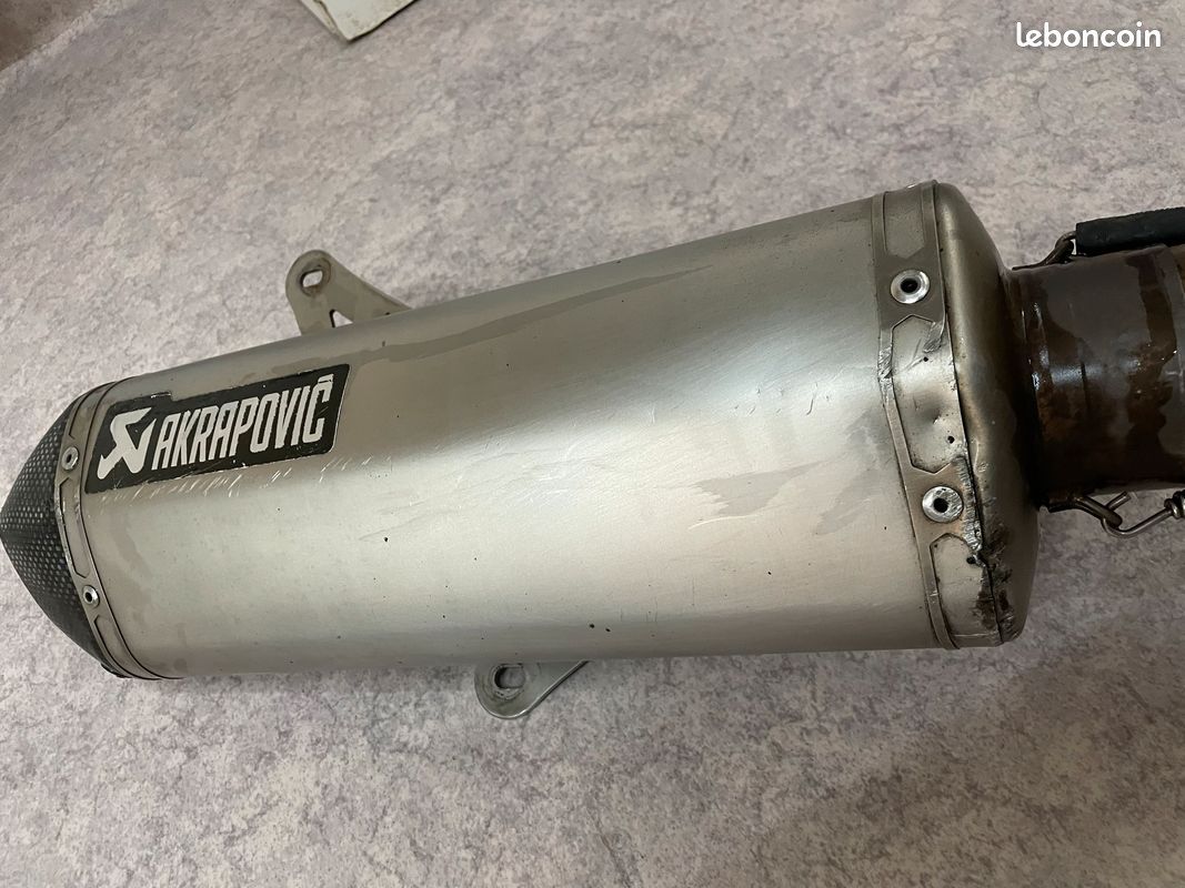 Pot akrapovic VESPA 300 - Équipement moto