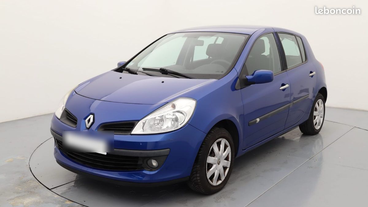 Renault clio III - Voitures