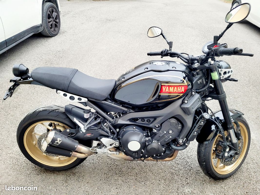 Moto Yamaha XSR 900 SP - Motos