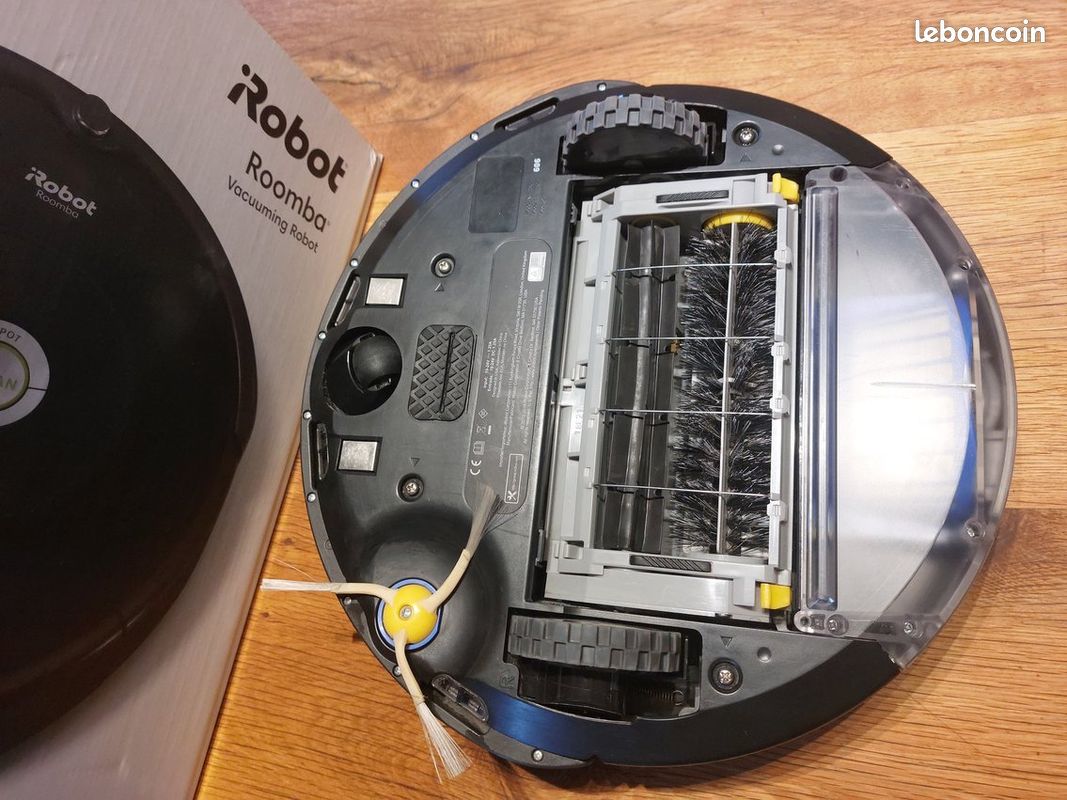 Aspirateur robot Roomba iRobot - Électroménager