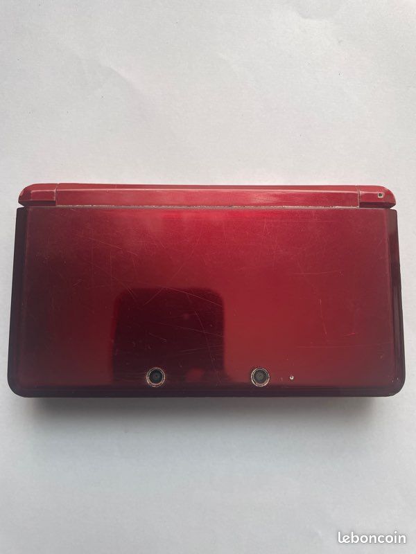 Nintendo 3DS plus 3 jeux - Consoles