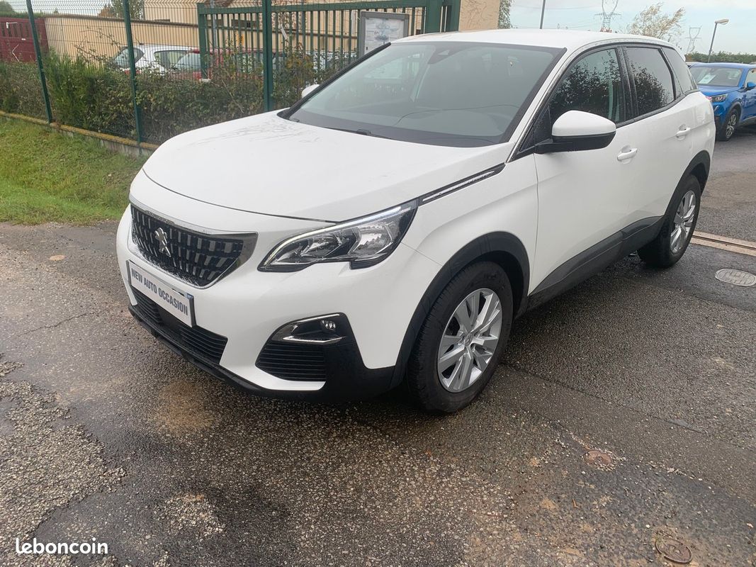 Peugeot 3008 II 1.5 BLUEHDI 130 BUSINESS EAT8 PACK CARPLAY REF01 - Voitures