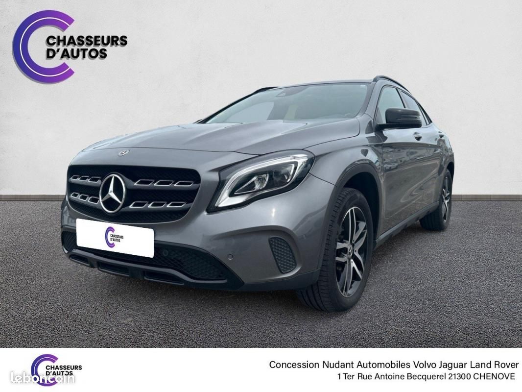 Mercedes Gla 220 d 7-G DCT Sensation/Toit ouvrant/entretien complet mercedez GLA 220 d 7-G DCT ...