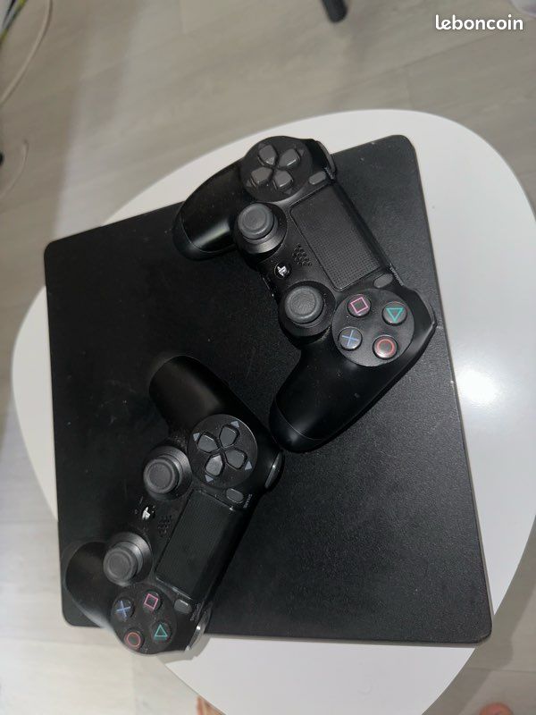 Ps4 slim 1to - Consoles
