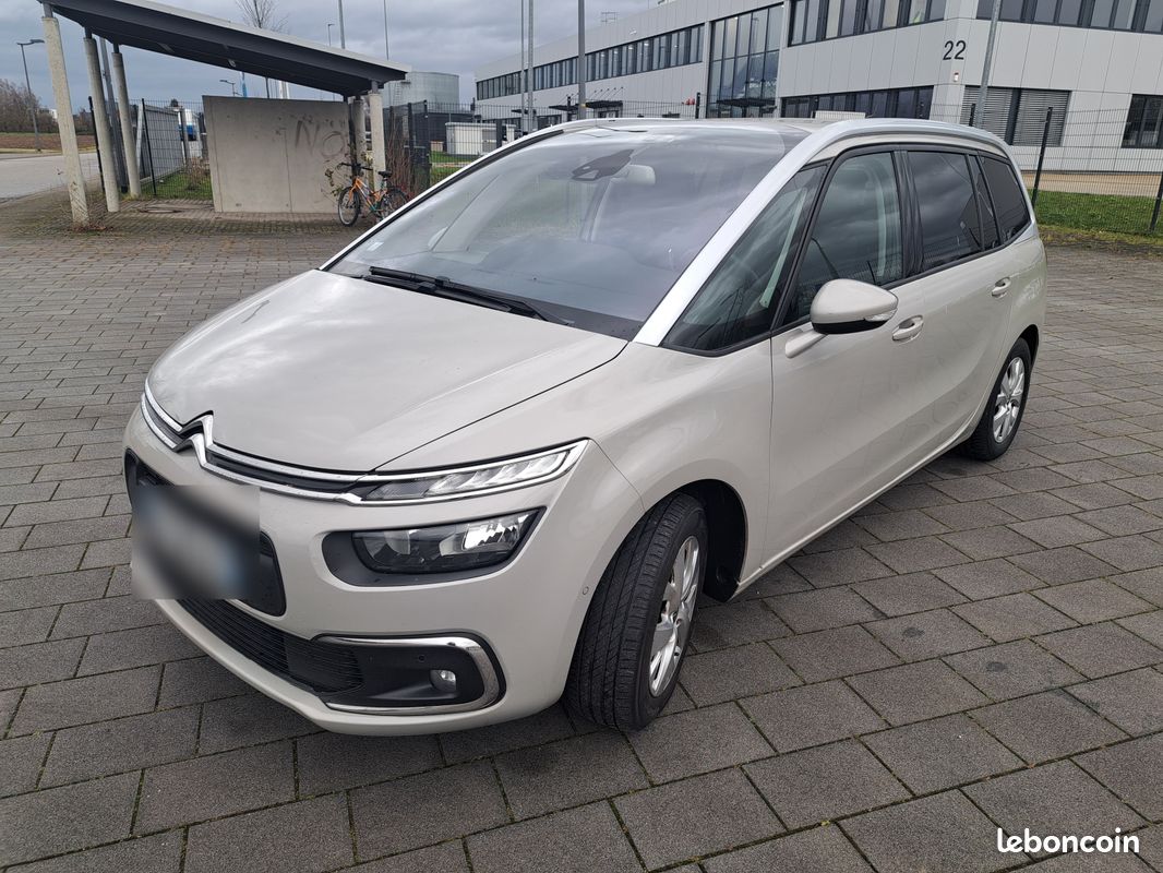 Citroen C4 Grand Picasso 7 places - Voitures