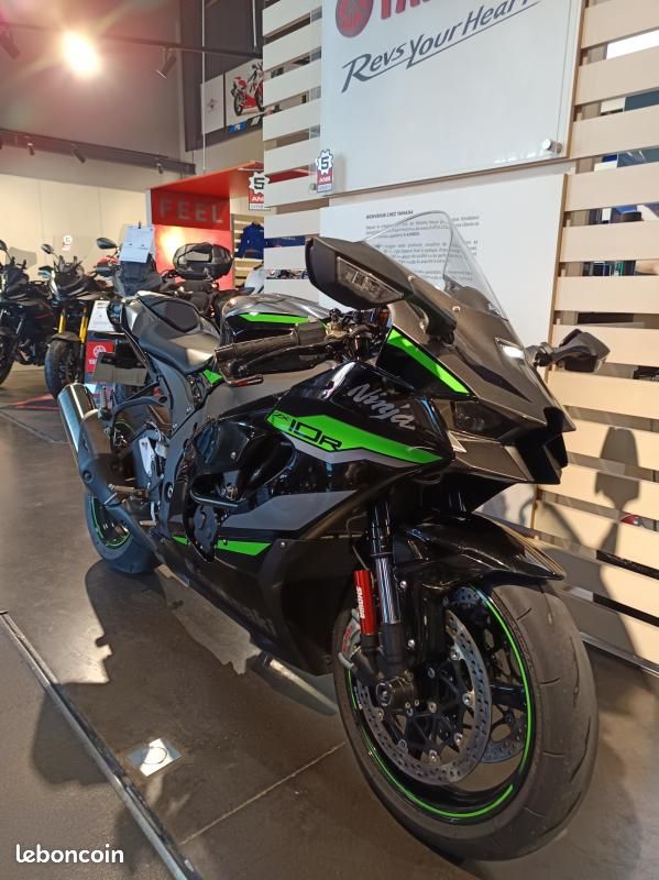 Kawasaki ZX-10R 998 cm3 - Motos