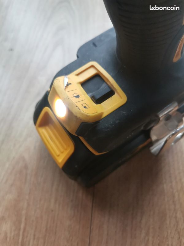 Perceuse Dewalt dcd 996 - Bricolage