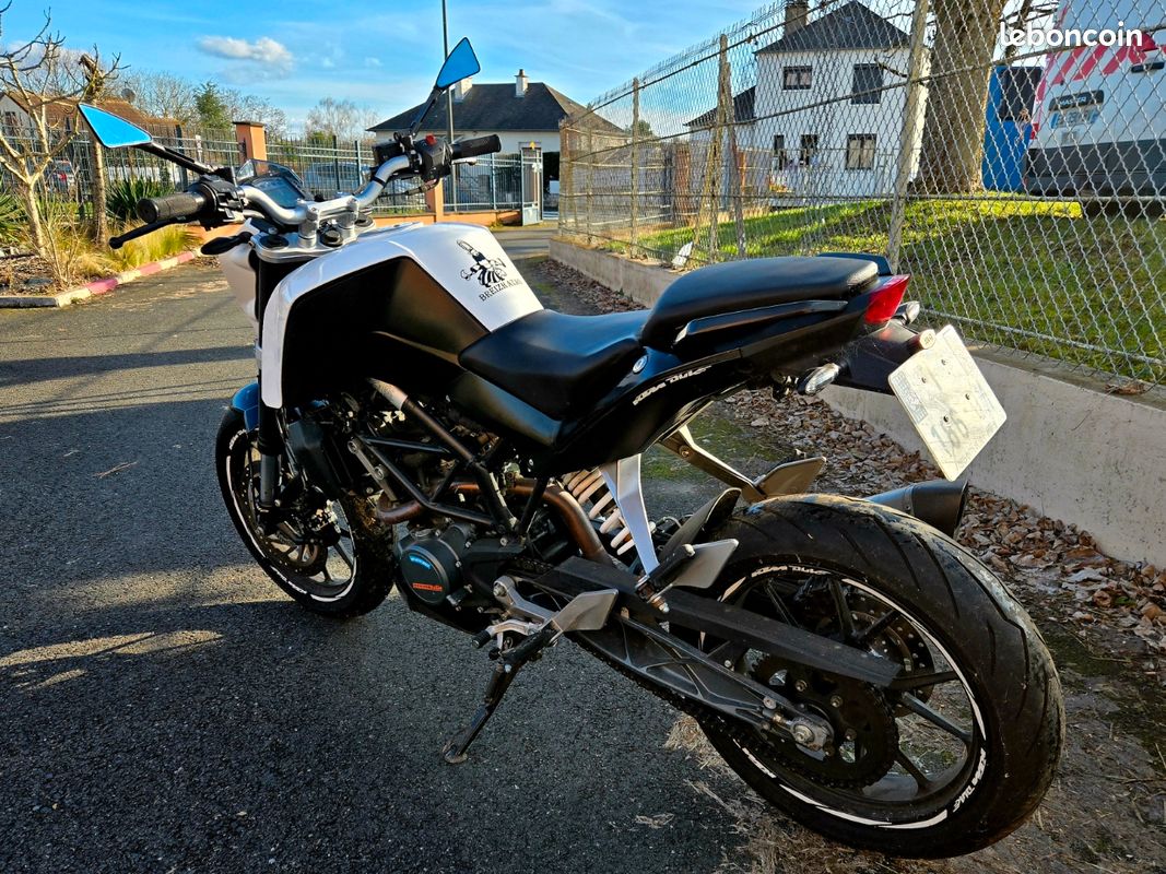 Ktm duke 125 abs white / akrapovic - Motos