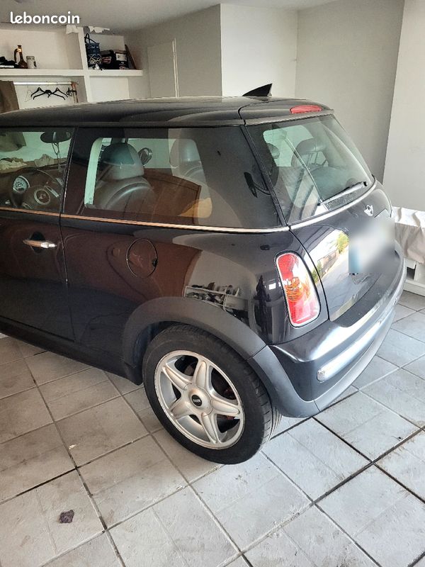 Mini cooper one R50 d4d, 1000 euros - Voitures