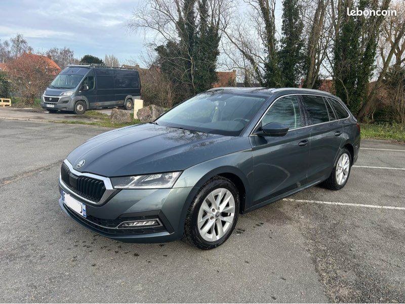 Skoda octavia combi - Voitures