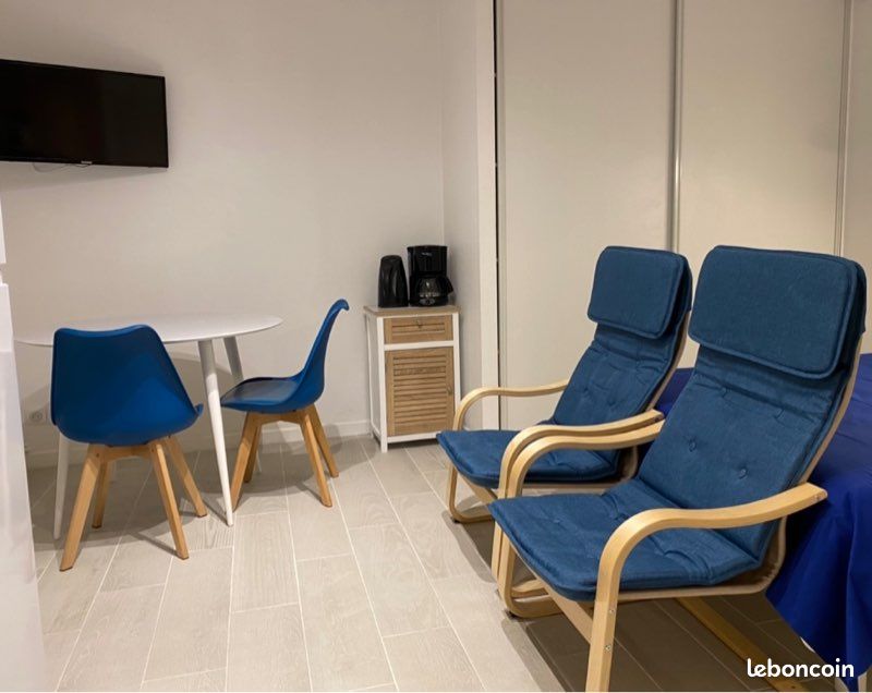 STUDIO RDC + GARAGE en centre ville - Locations saisonnières