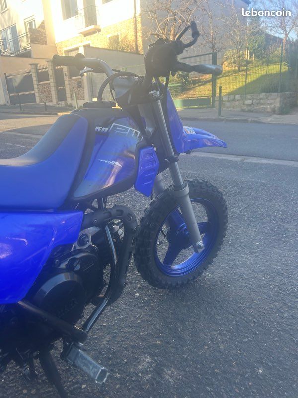 Piwi 50 2023 comme neuf - Motos