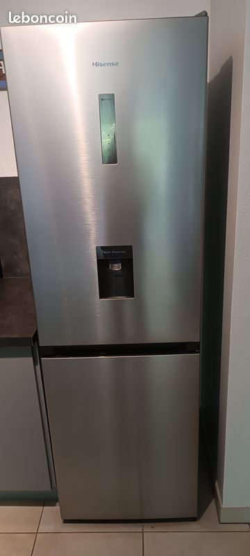 Réfrigérateur congélateur HISENSE - Électroménager