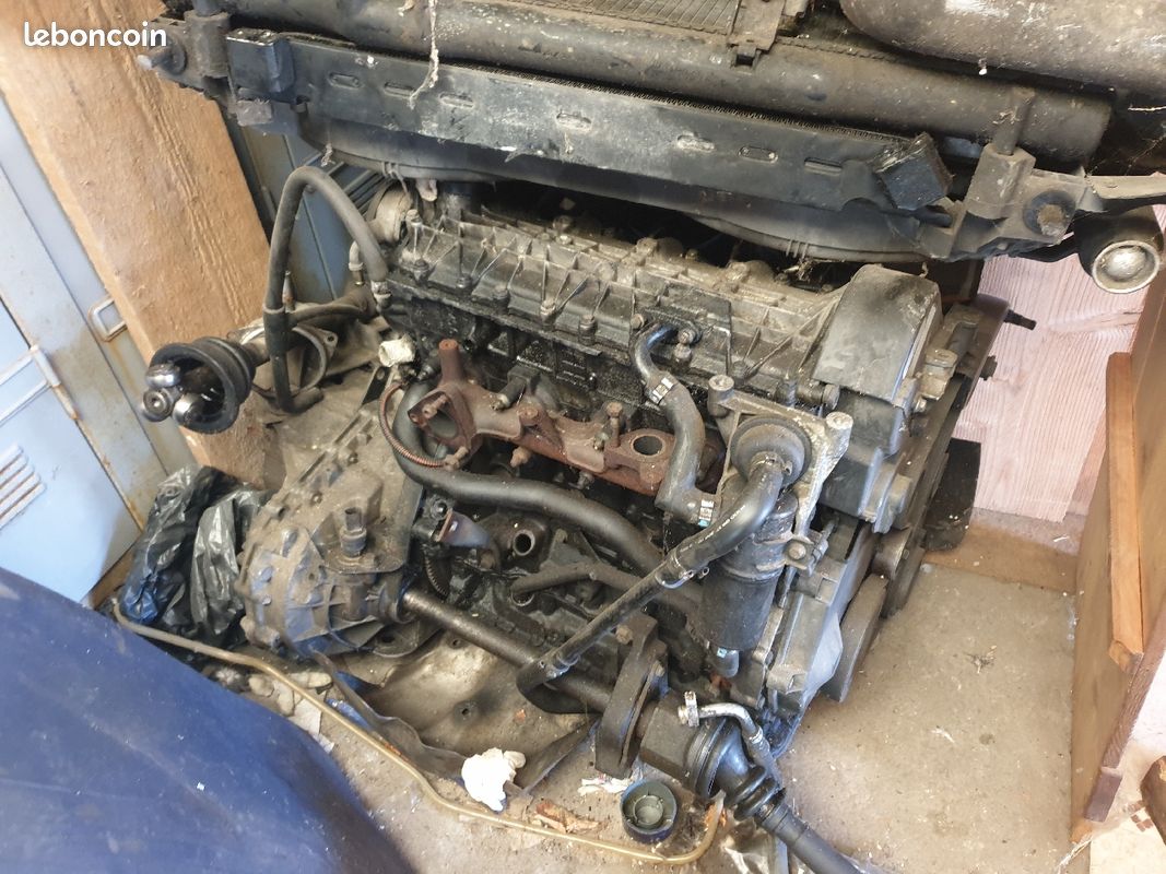 Moteur espace 3 2.2td - Équipement auto