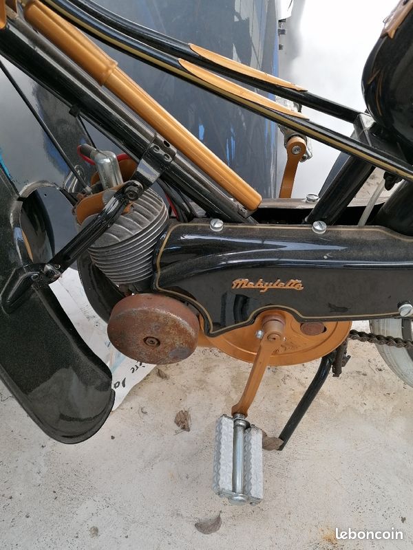 Mobylette av 32 - Motos