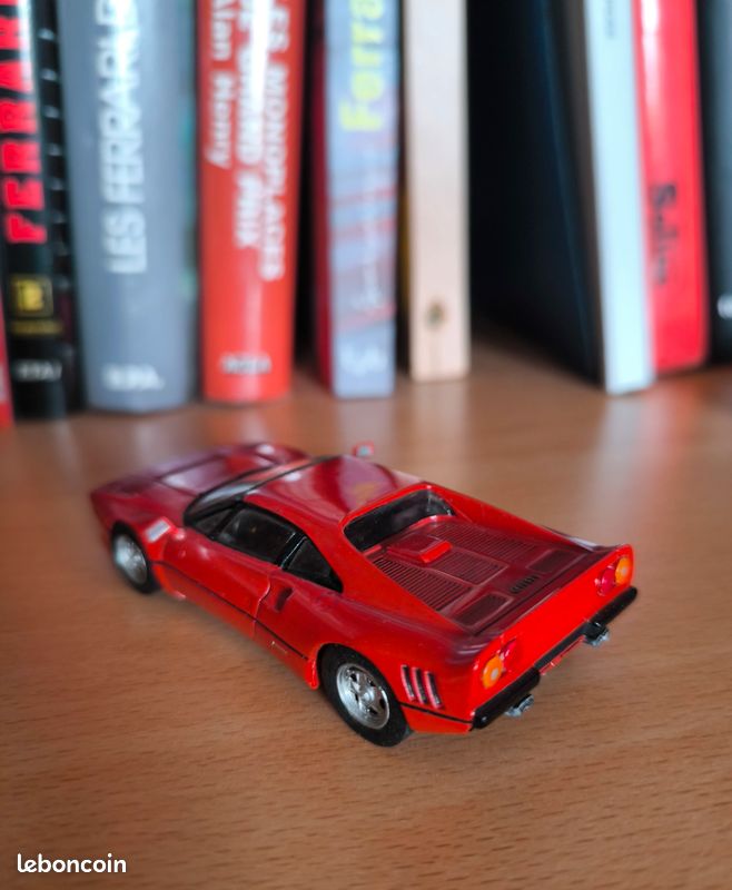 Ferrari 288 GTO 1/43 - Modélisme