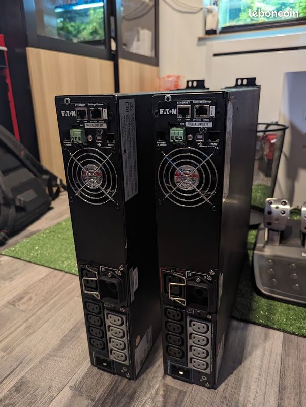 Onduleur Eaton 5px 2200 - Accessoires informatique
