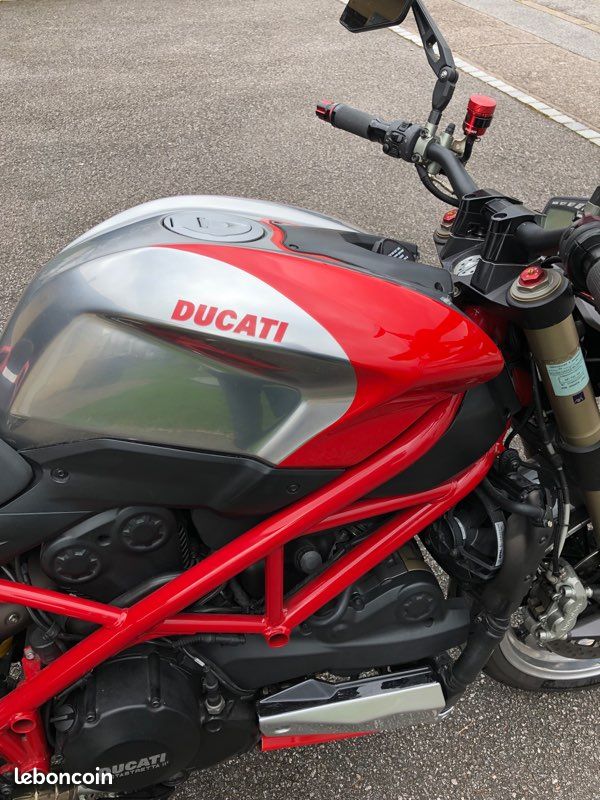 Vend moto ducati - Motos