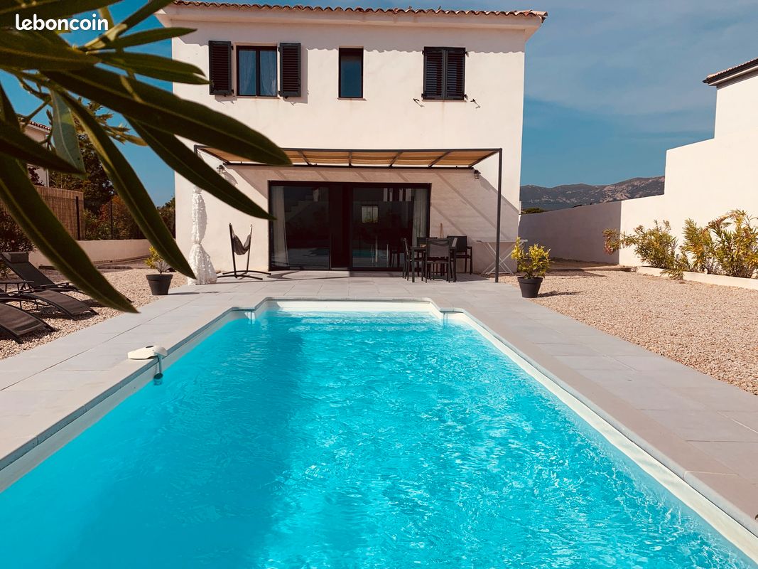 1200 Euros du 6 au 13/07 jusqu’à 8 personnes - Locations saisonnières