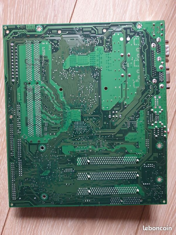 Carte mere Fujitsu intel D1451 socket MPGA 478 B - Accessoires informatique