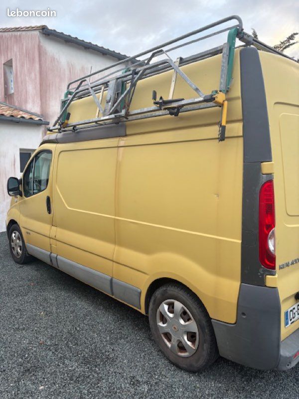 À VENDRE Renault Trafic L2 H2 - Utilitaires