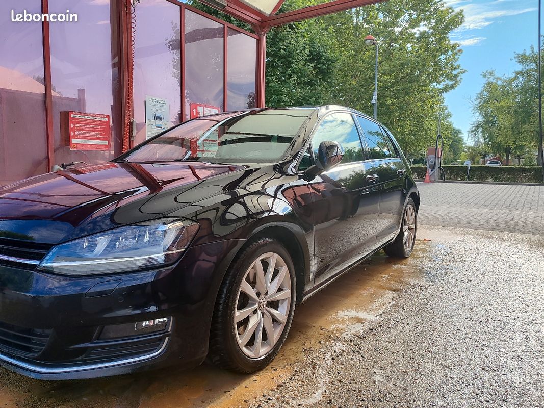 Golf 2L tdi Carat - Voitures