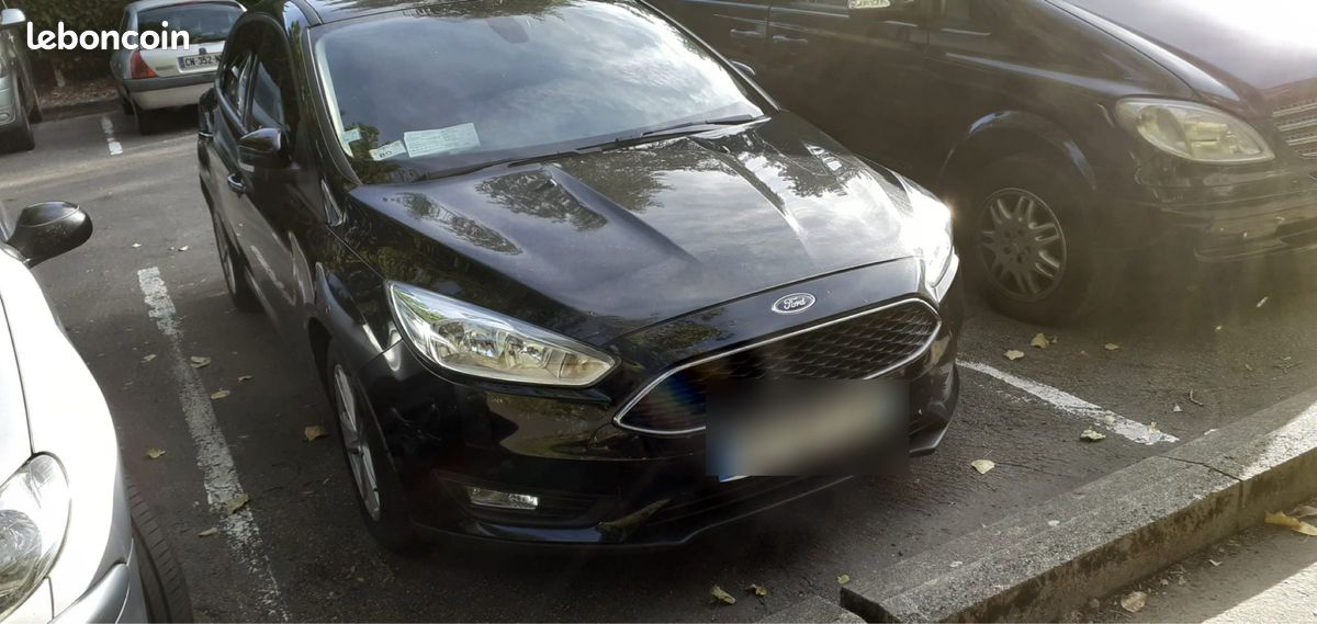Ford focus hatchback III phase 2 1.5 tdci 120cv - Voitures