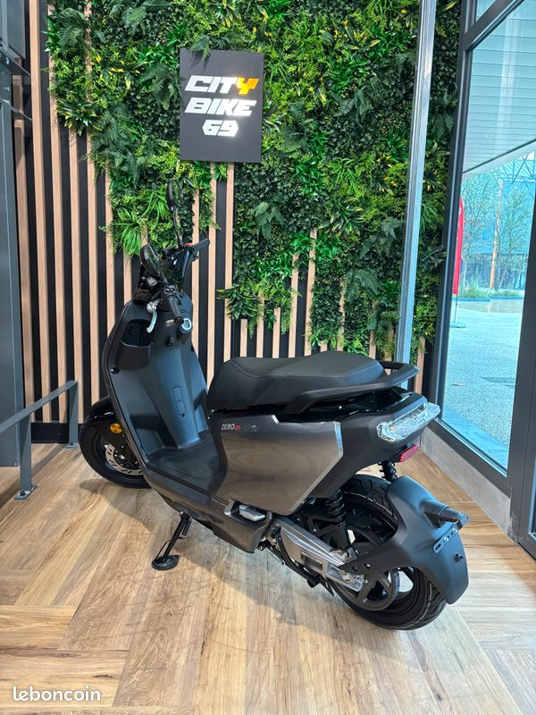 Zero Motorcycles LS1 / NOUVEAU / 100% ELECTRIQUE / Livraison dans toute ...