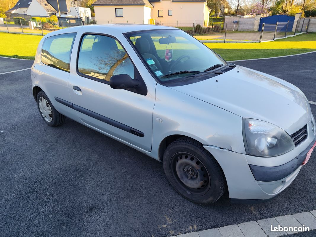 Reserve Clio 2 12 Essence