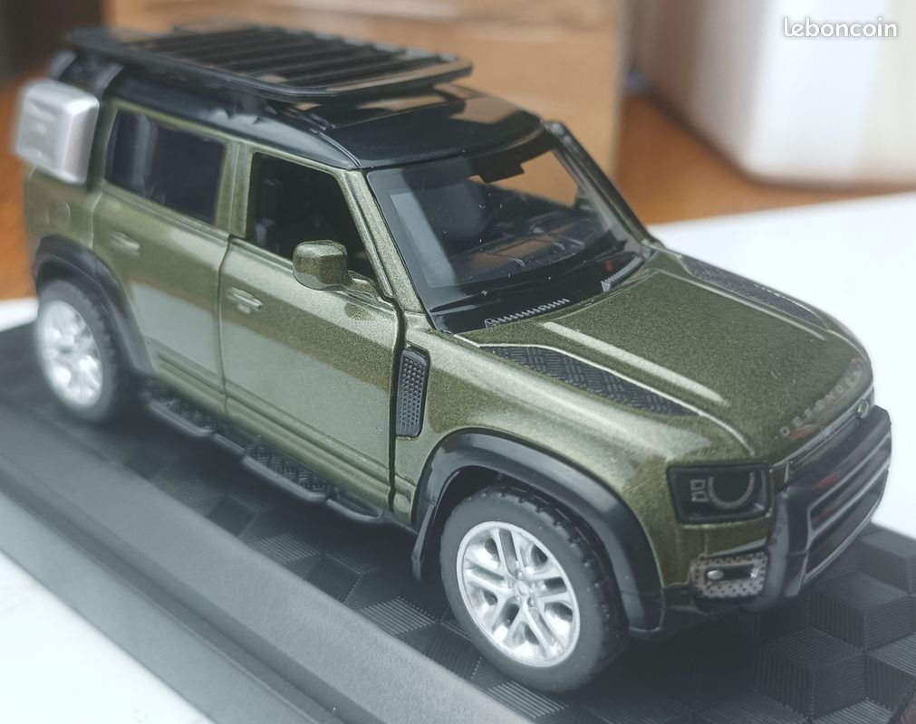 Voiture miniature land rover defender 110 - Collection