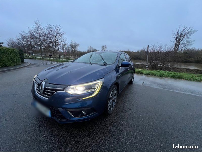 Renault megane 4 iv 1.3 tce 140 bose intens automatique edc7 - Voitures