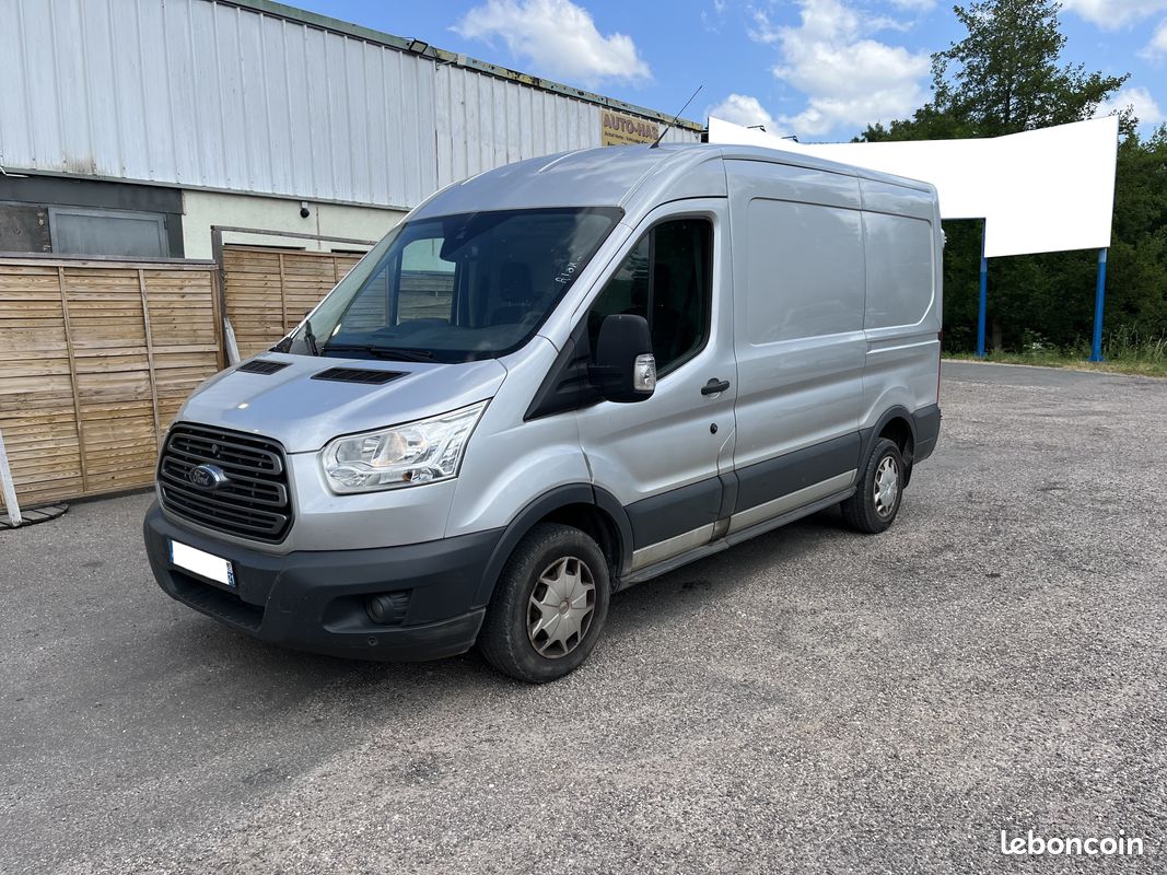 Ford Transit 2,2 TDCI 125ch 8cv - Utilitaires