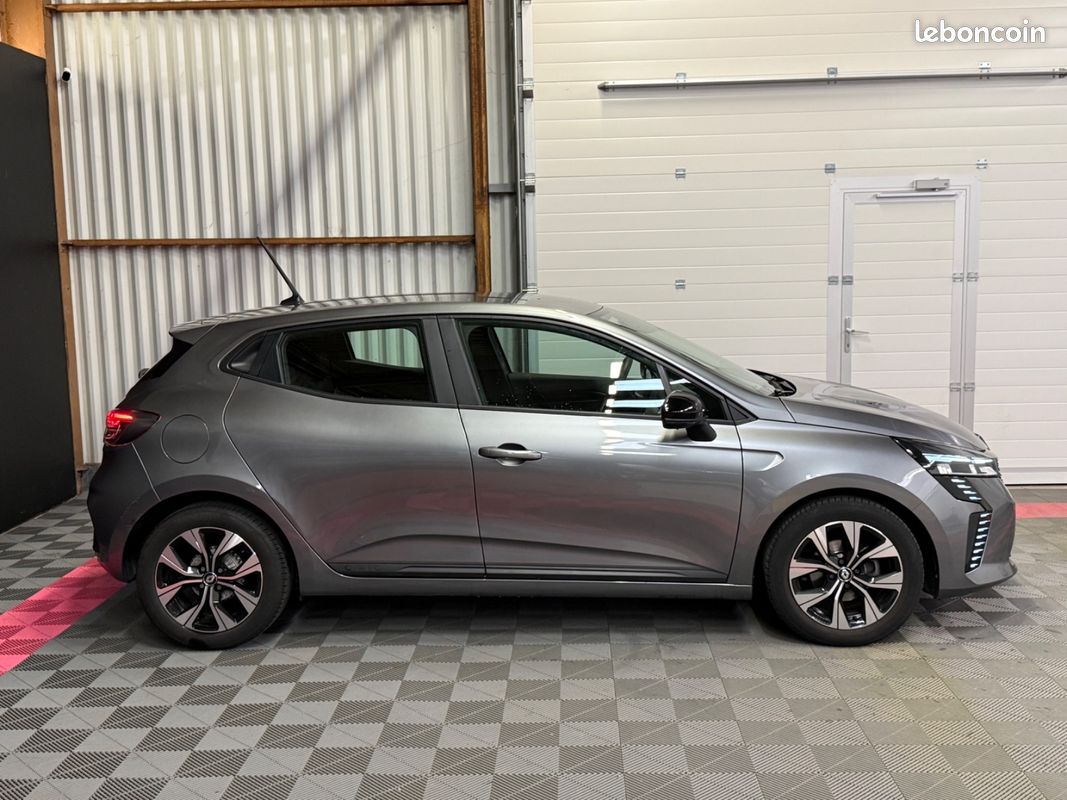 RENAULT CLIO V NOUVELLE SCe 65 Evolution - Voitures