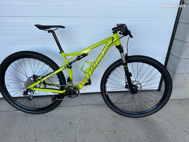 Specialized 29’ Epic Comp FSR - Très bon état - Vélos