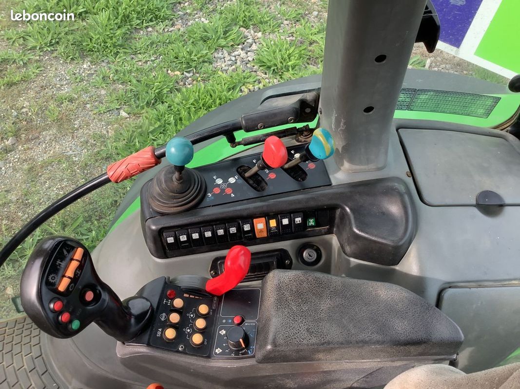 Deutz-Fahr AGROTRON L720 - Tracteurs