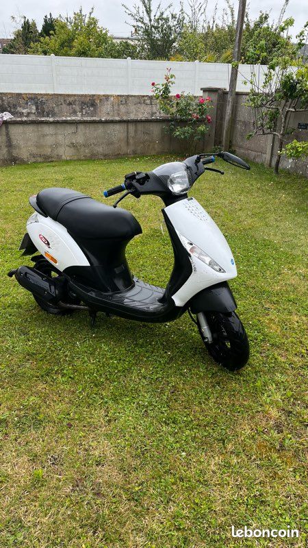 Piaggio Zip 2t - Motos