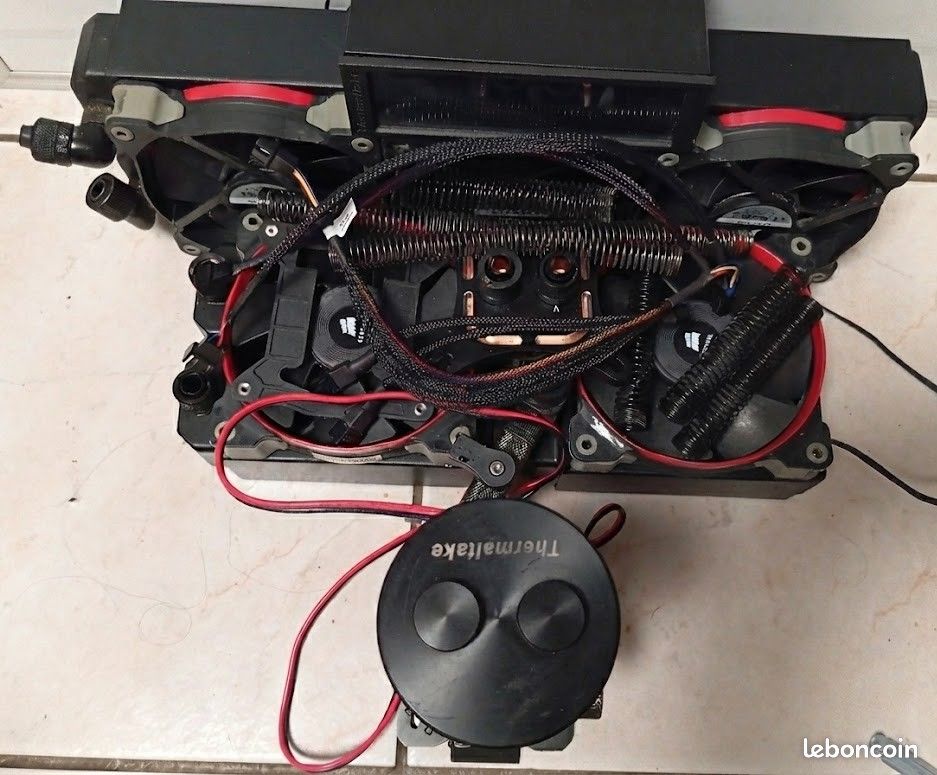 Kit Watercooling custom : D5 + réservoir Thermaltake PR15-D5 + rads 360 ...