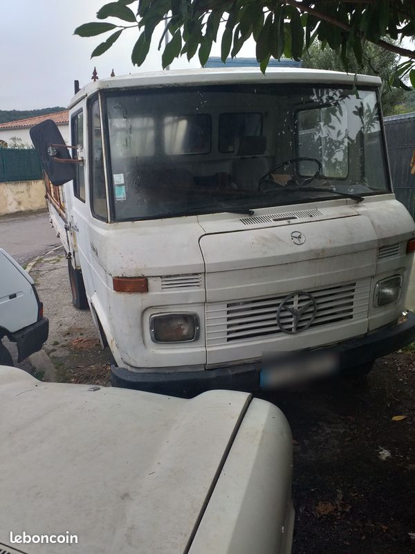 Vends camion 407 Mercedes - Voitures
