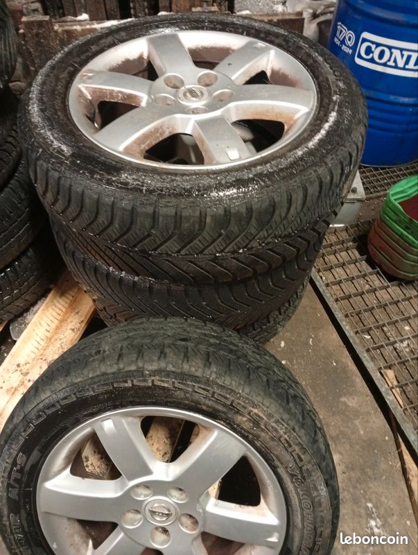 4 pneus + jantes hiver 215 60 17 Nissan qashqai et Renault kadjar ...