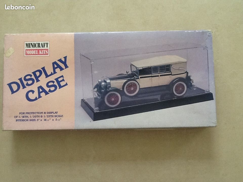 Vitrine en kit à monter en plexiglass - Collection